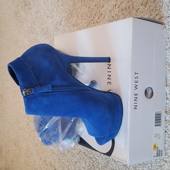 Nine West | Shoes | 5 Nine West Blue Suede Heels Size 9 | Poshmark